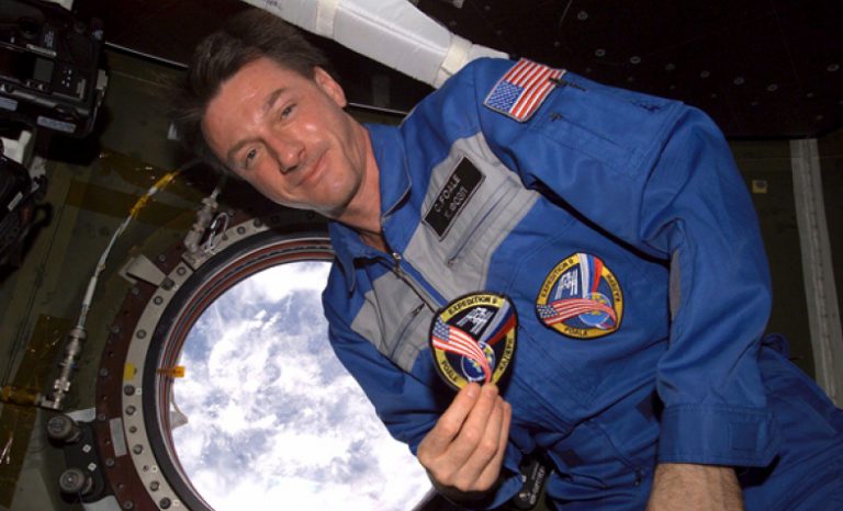 An evening with astronaut Michael Foale in Nottingham – Campus News